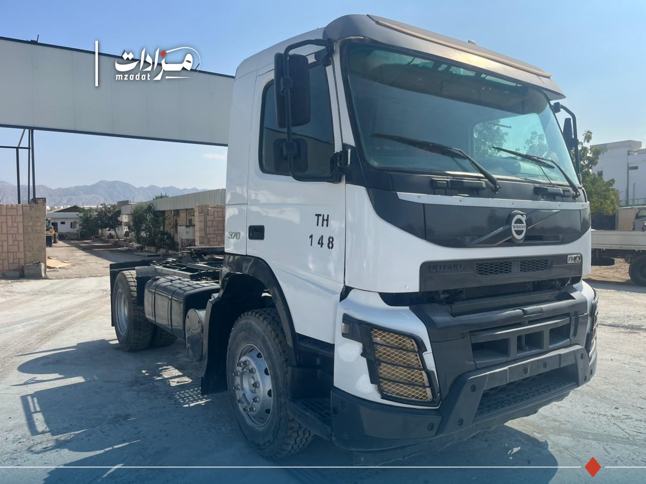 Volvo Prime mover Trucks - Mzadat